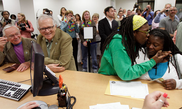 Illinois Issues First Civil Union Licenses