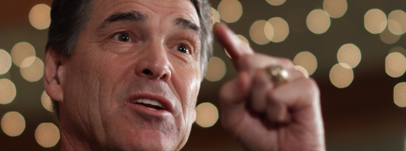 Rick Perry Campaigns in Eastern Iowa