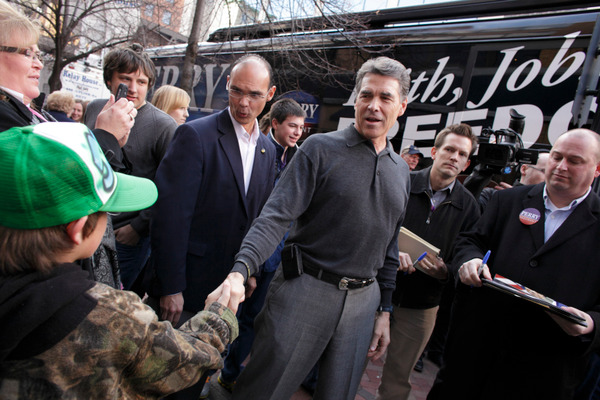Rick Perry Campaigns in Eastern Iowa