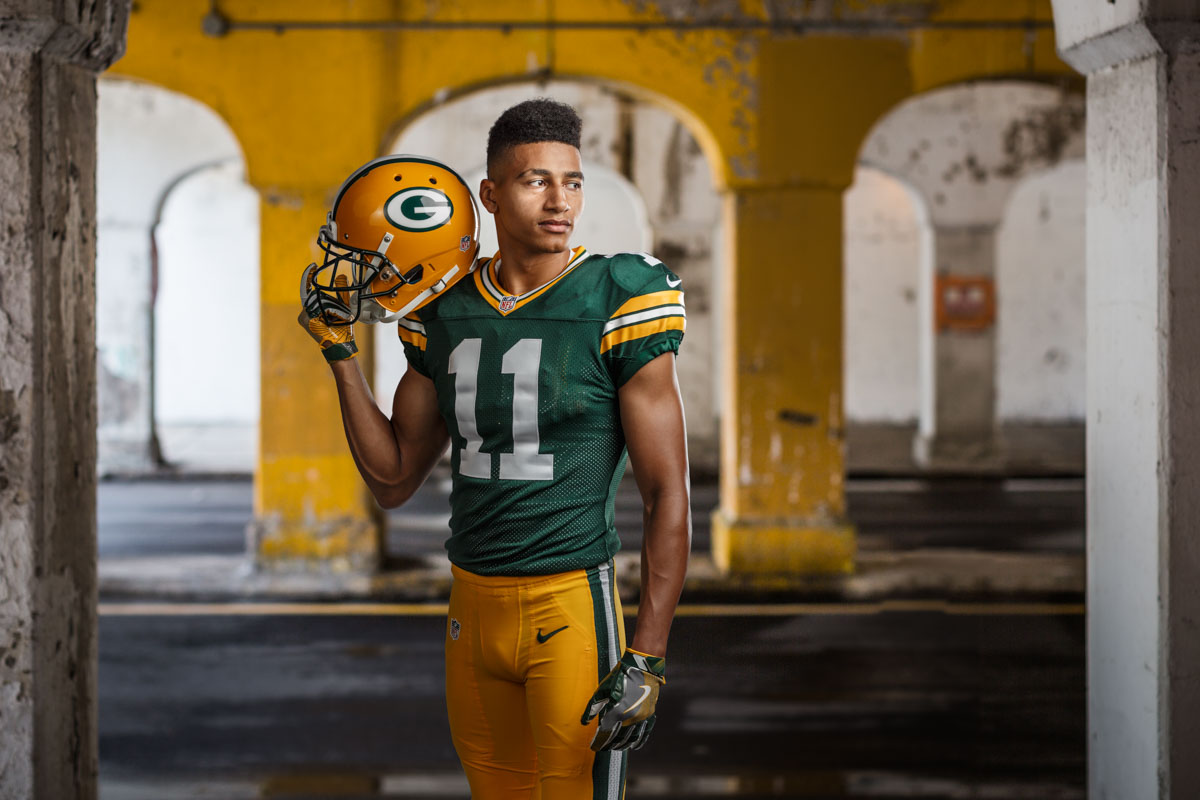 Sports Portrait Photographer: Panini's NFLPA Rookie Premier