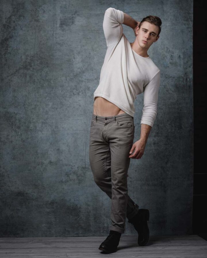 Striking a Pose: Finding the Perfect Male Model Portfolio Photographer