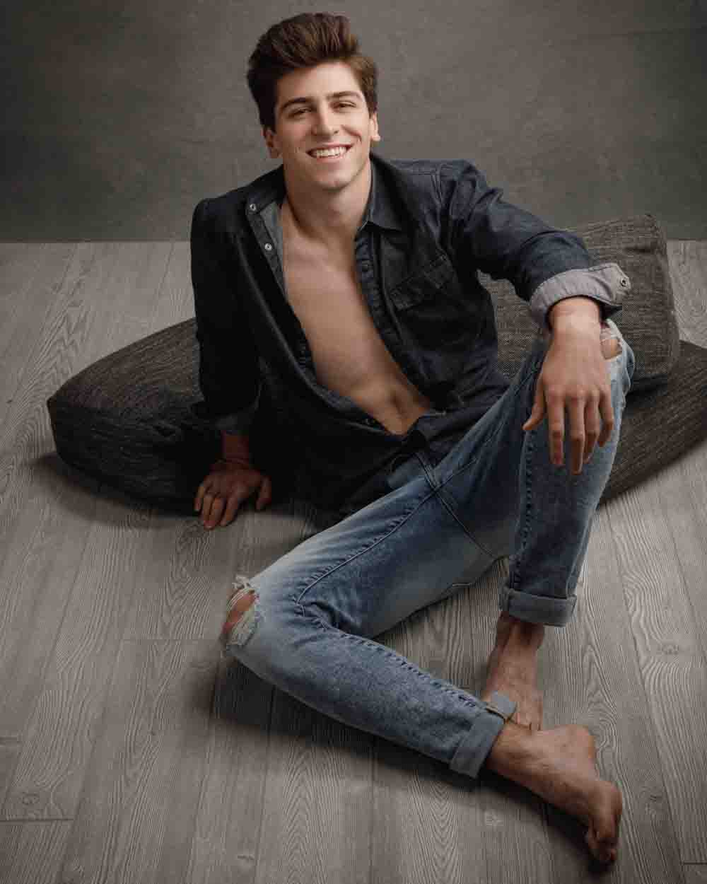 Professional Headshot Prices for Models in Chicago