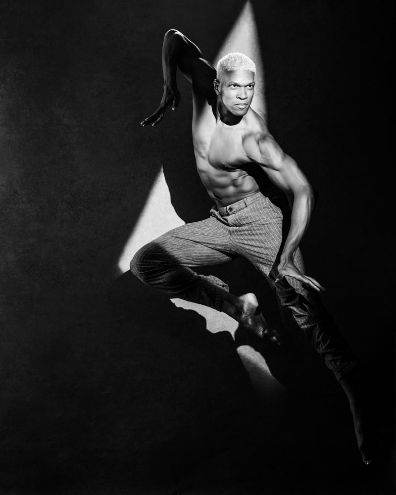 Modeling Photoshoot in Chicago: Capturing Dynamic Portraits with Jaquez