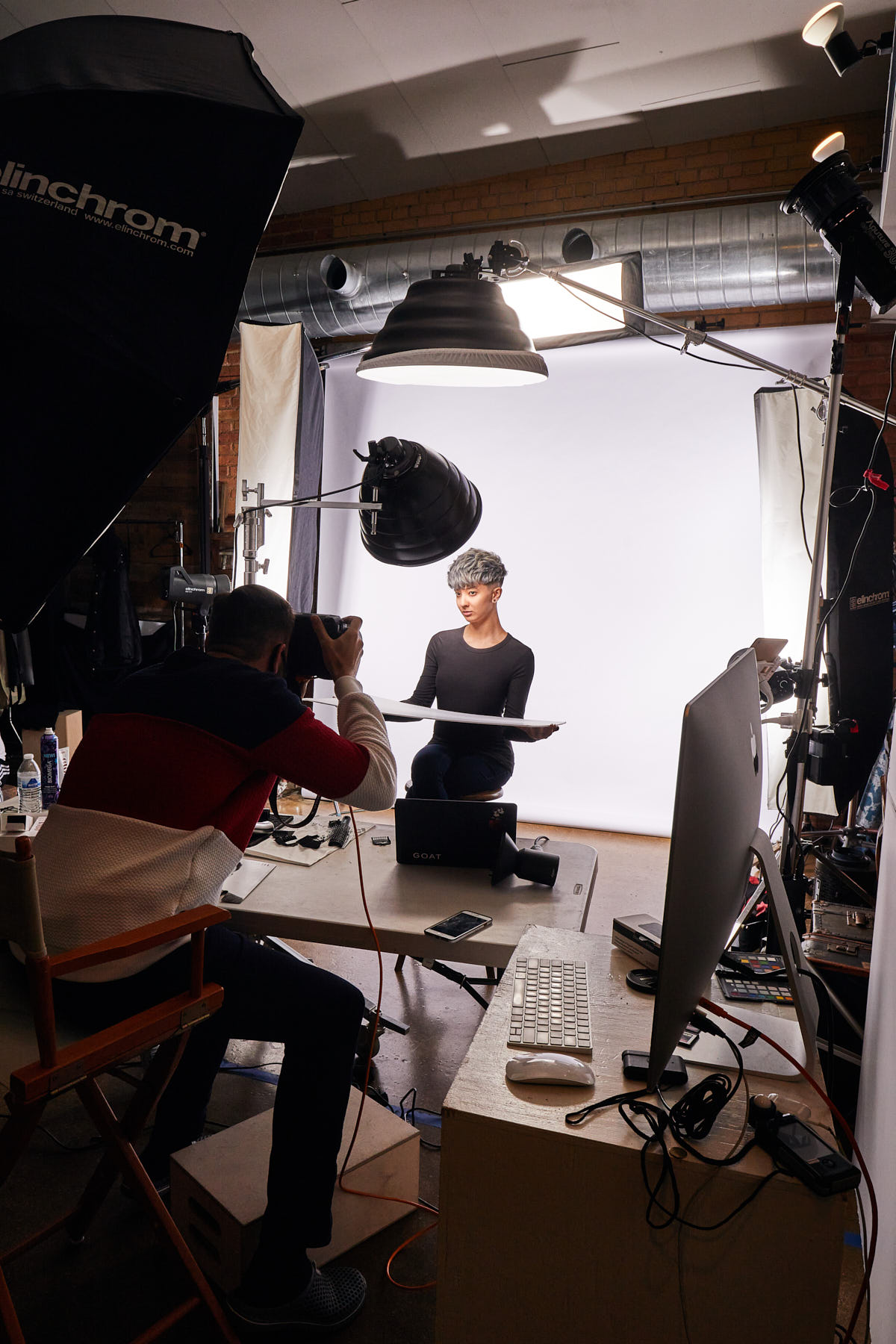 Commercial Modeling Photographer in Chicago: Capturing Your Brand's Essence