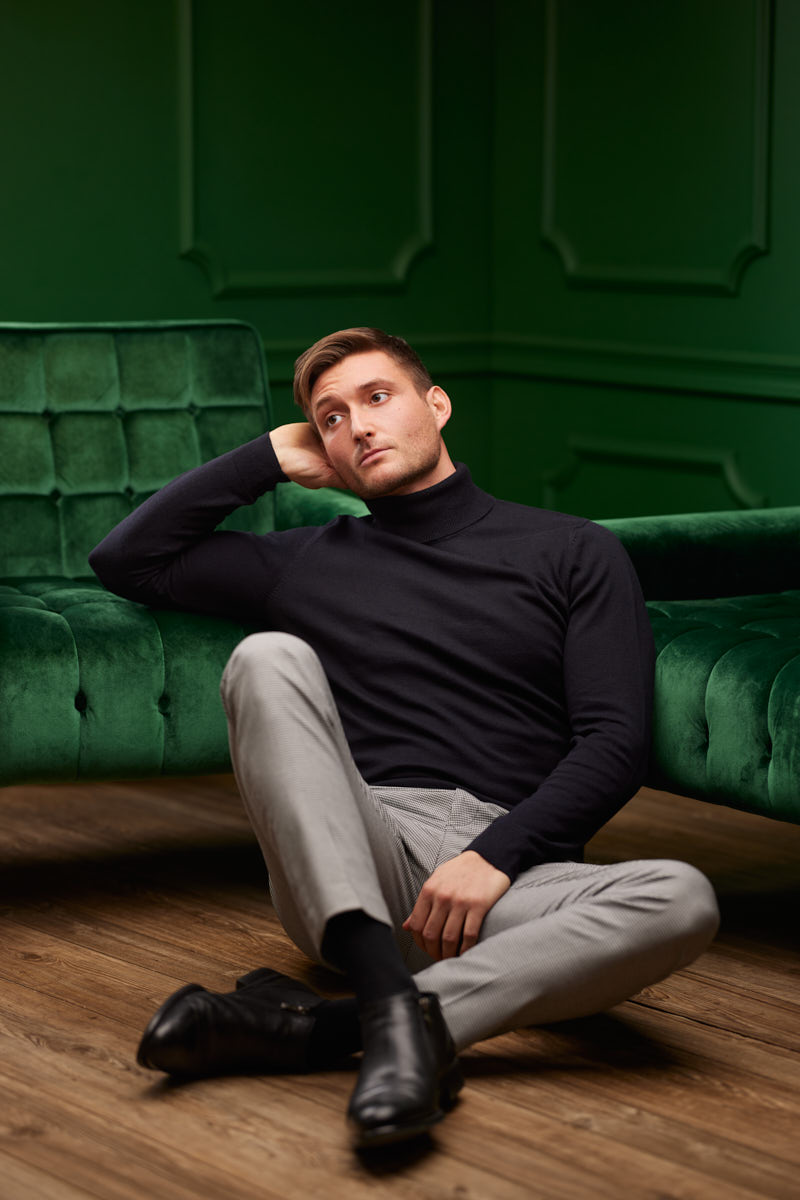 Model Compcard Photography in Chicago with Dion