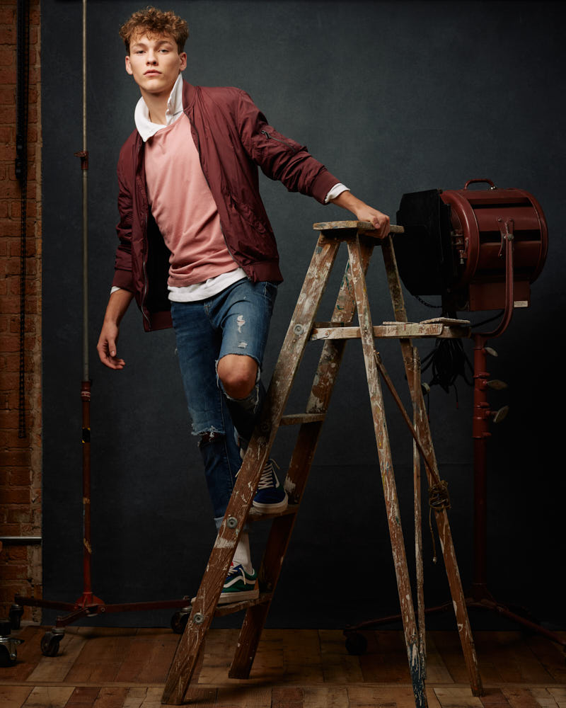 How A Professional Portfolio Photographer in Chicago can Enhance Your Modeling Career