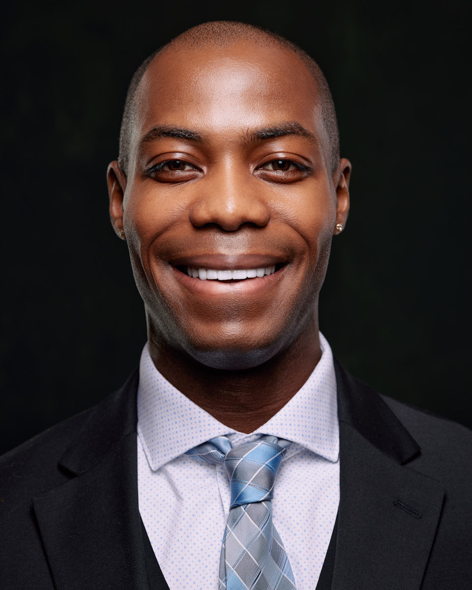 LinkedIn headshot photographer Chicago