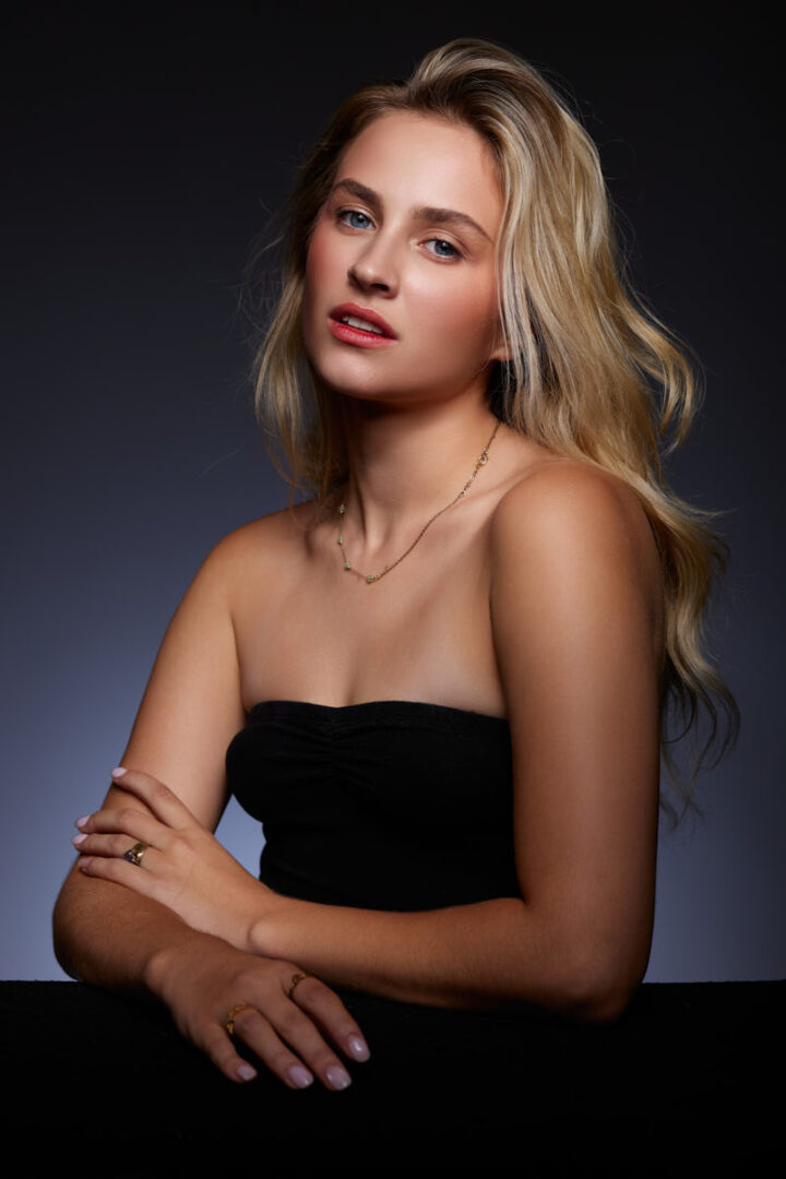 Editorial Portrait Photographer in Chicago | Capture Stunning, Story-Driven Portraits with John ...
