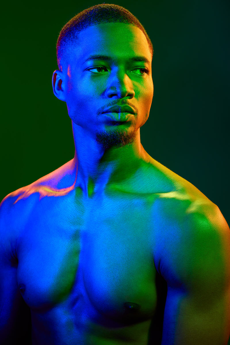 Physique Modeling Photographer in Chicago: Capturing Strength and Definition