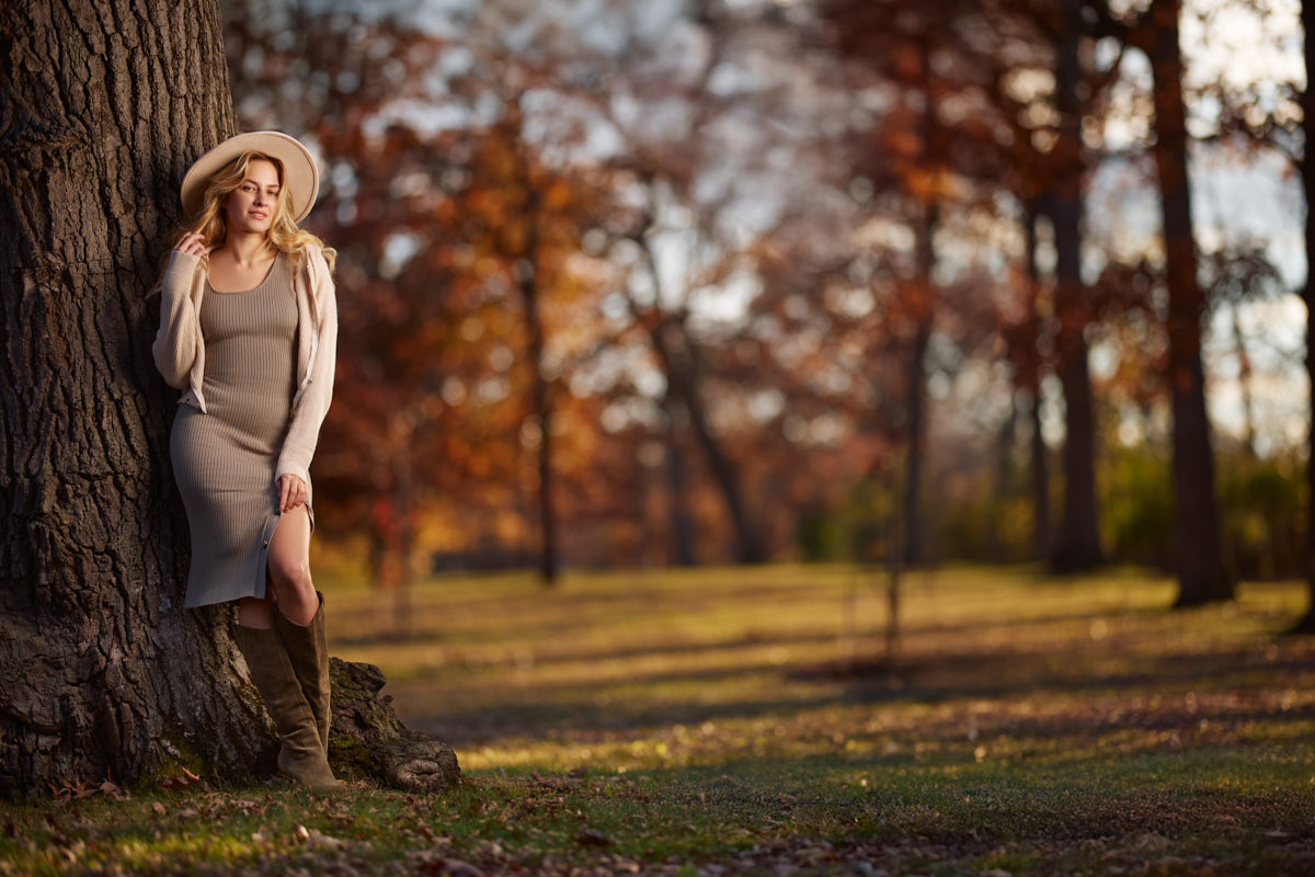 On-Location Model Photographer in Chicago | Captivating Outdoor Portraits
