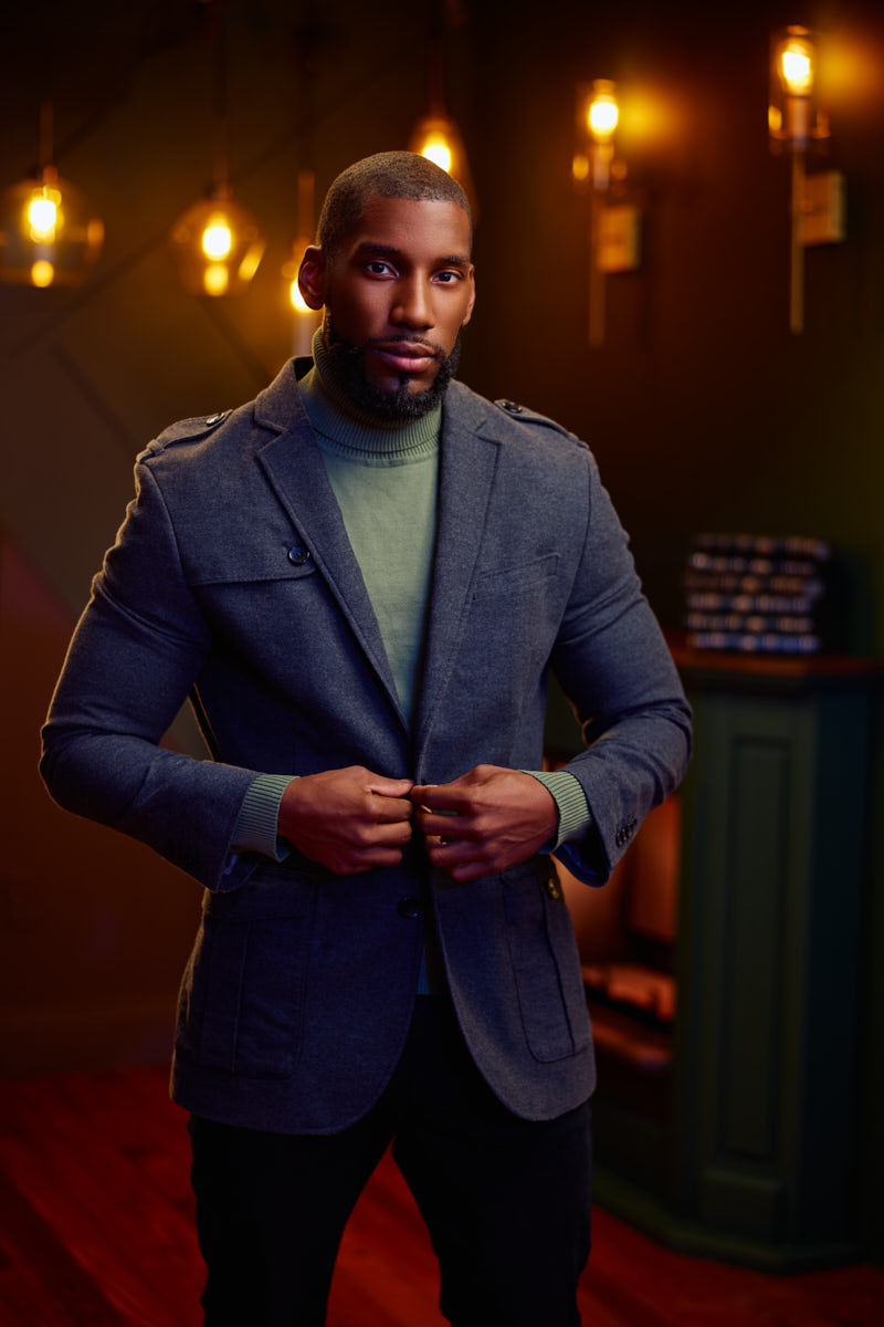 Male model photoshoot ideas in Chicago