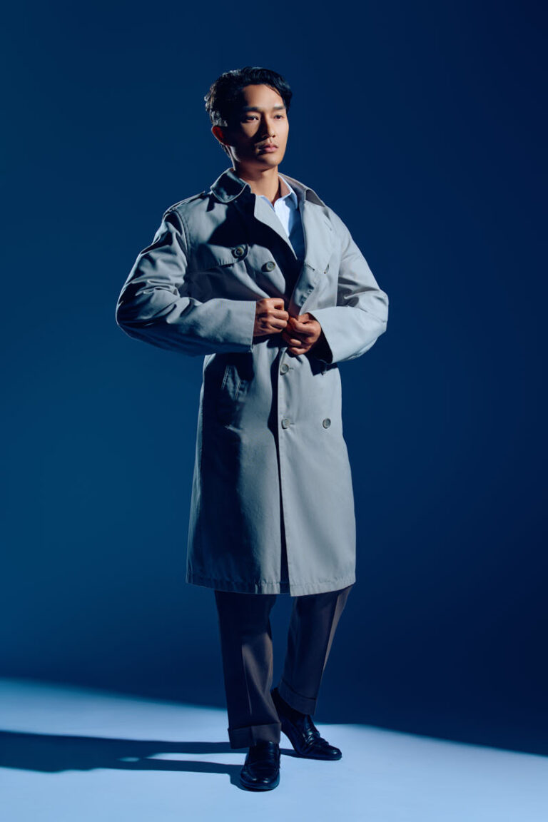 Male Model Poses in Chicago